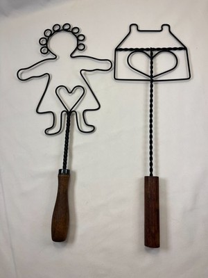 Vintage Quilt/Rug Beater Metal Wire Heart House and Rustic Child-Shaped ...
