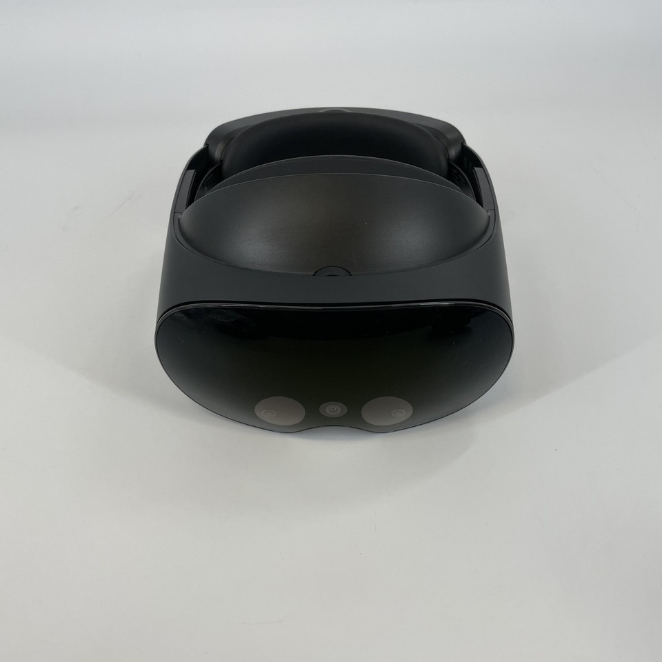 Meta Quest Pro VR Headset 256GB w/ Controllers/Dock/Face Cover ...