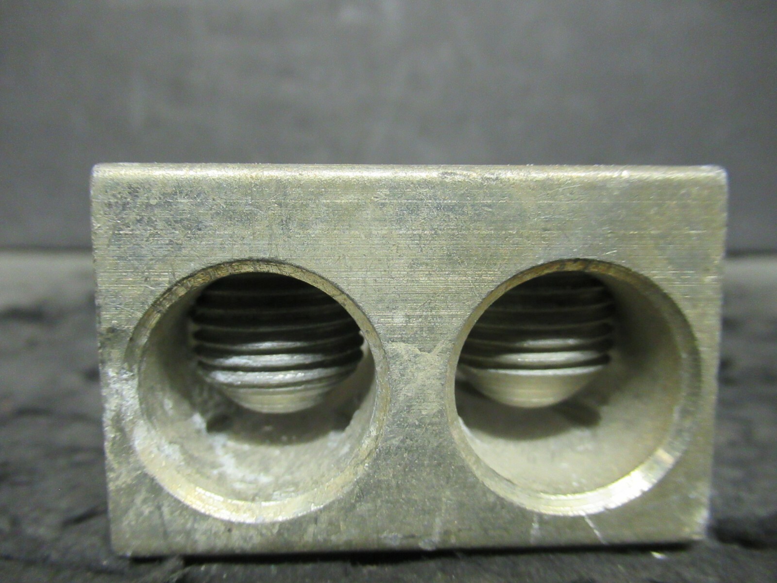 HOMAC AD-350 2 (DOUBLE) BARREL MECHANICAL CONNECTOR LUG TAP 350MCM - #6 ...