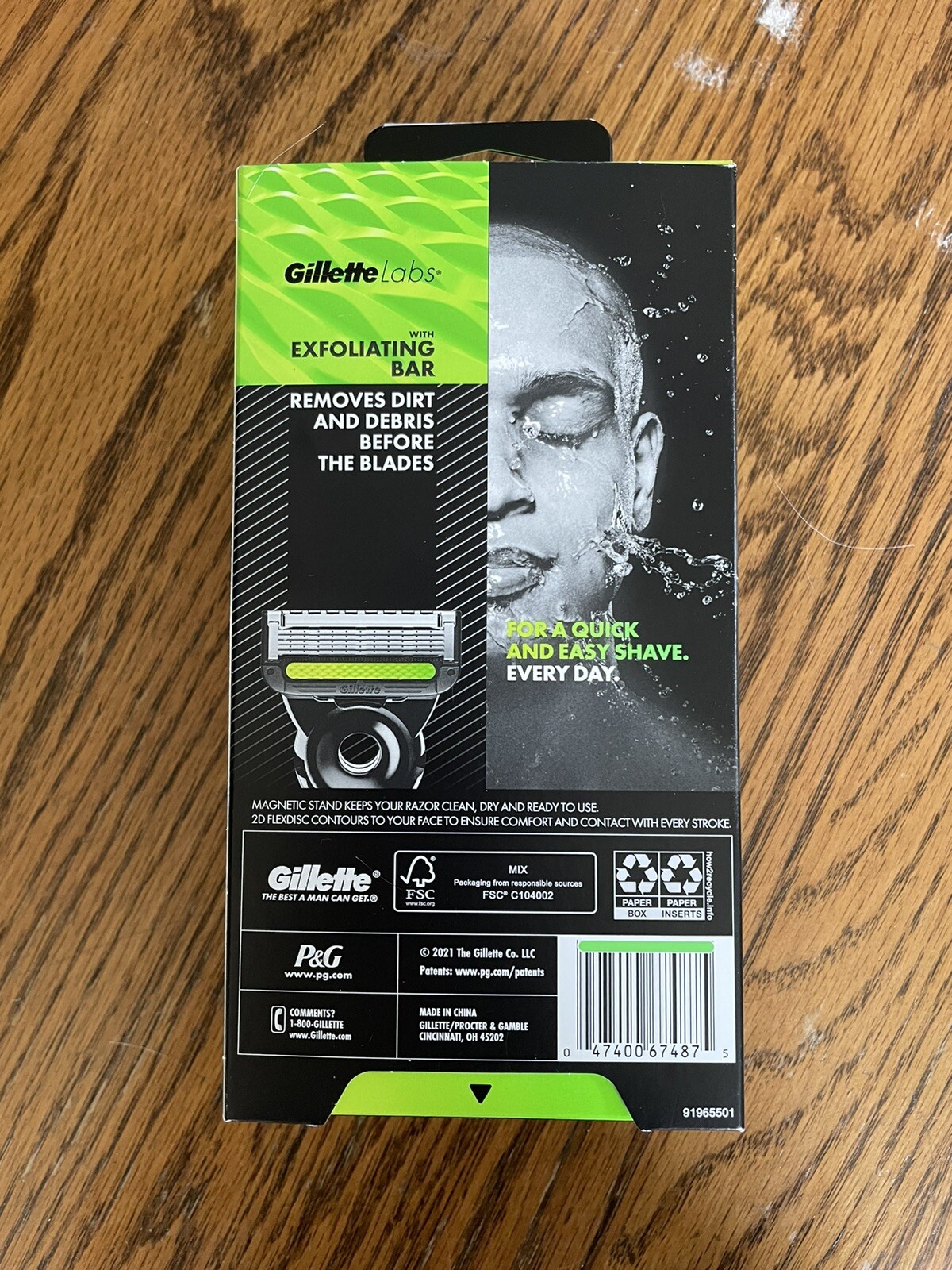 Gillette Razor with Exfoliating Bar by Gillette Labs, Shaving Kit for ...