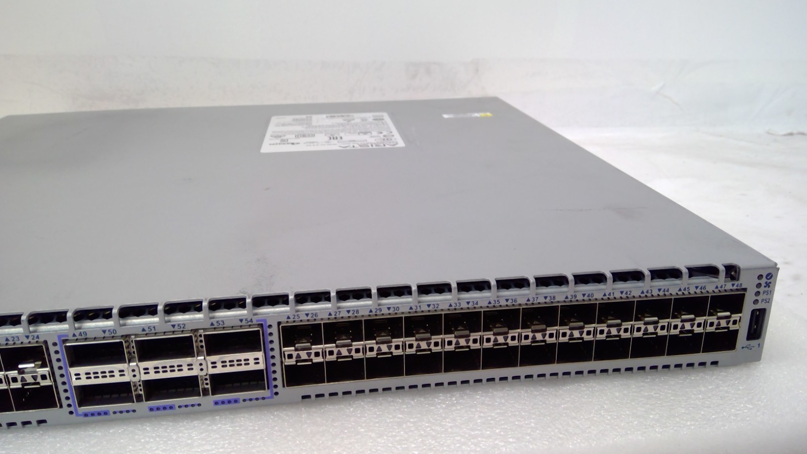 Arista 7280R series DCS-7280SR-48C6-F Switch 48x10GbE SFP+ 6x100GbE ...