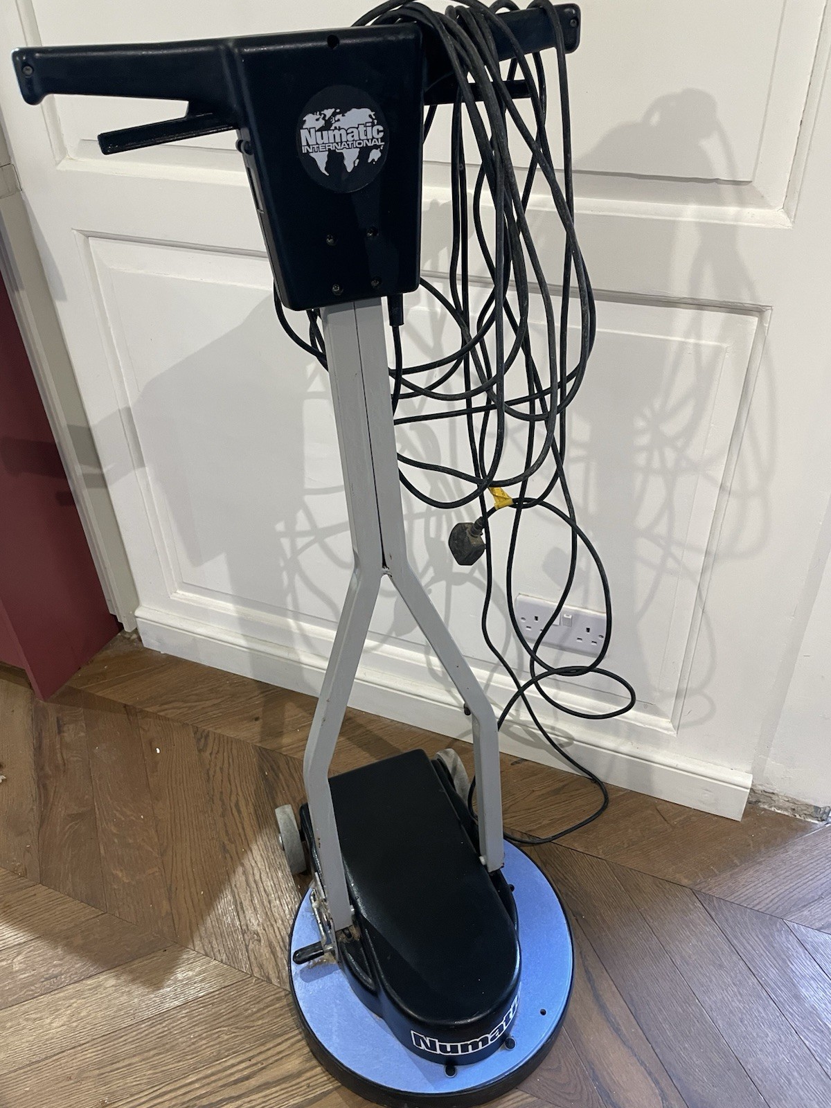 Numatic Floor Scrubber LL400 240V, Great Condition, Selling Due To ...