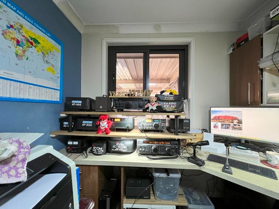 Amateur Radio Word Map DXCC list with size 98 x 68 CM / 38,6" X 26,8 ...