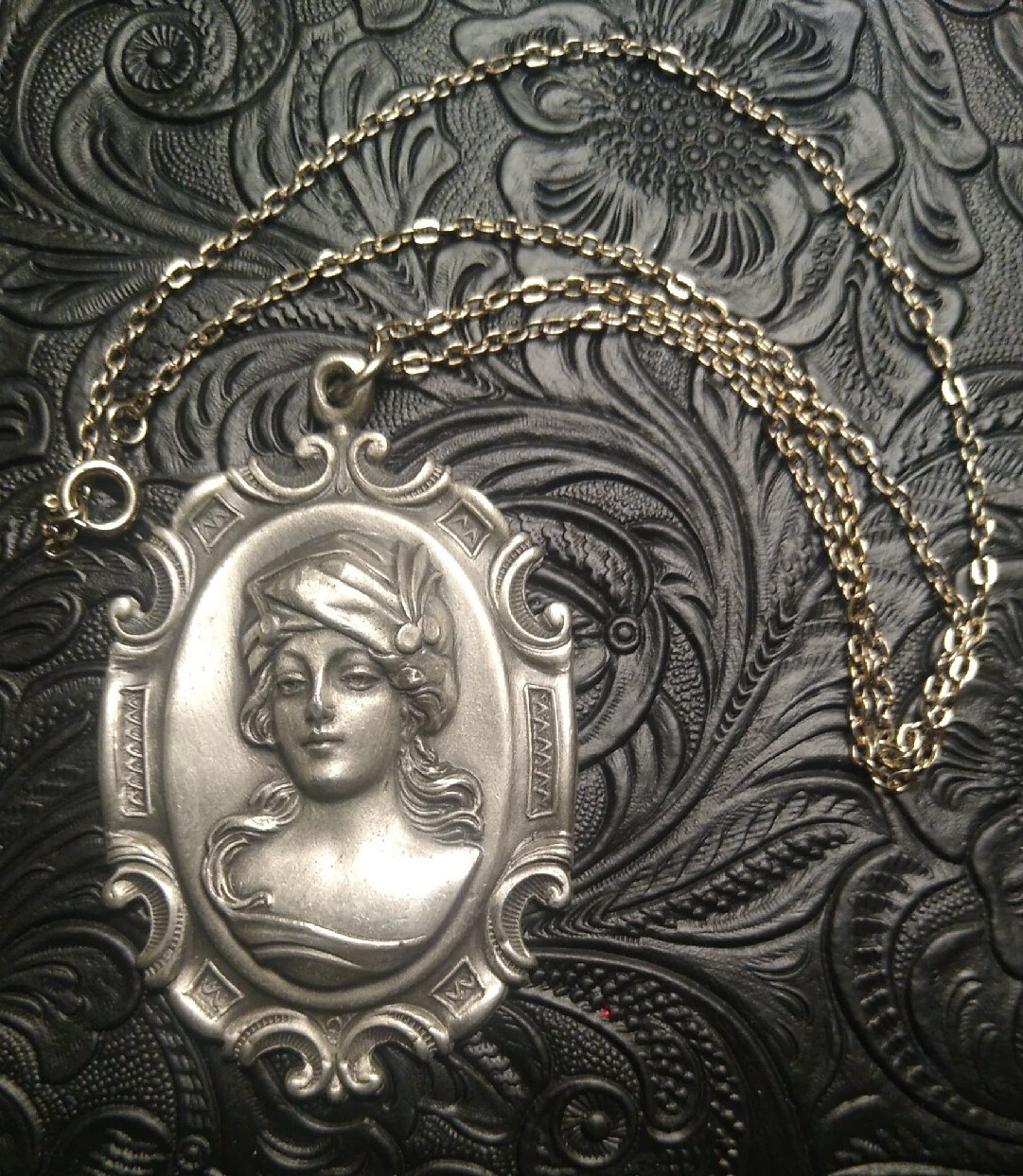 GOLD n THINGS Designer Pewter Gypsy Girl Pendant And … - Gem