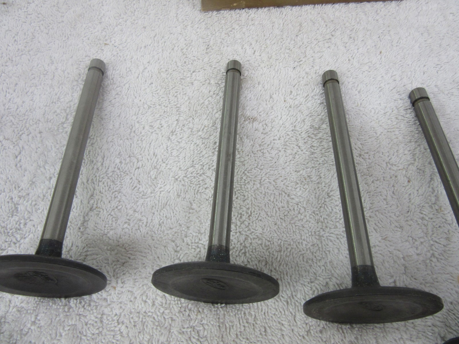 NOS 1958-1964 Ford 427 306 390 352 332 Engines Intake Valves (6) C0AE ...