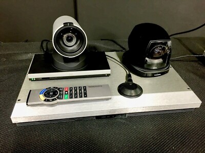 Tandberg C40 TTC6-11 Video Conference System w/ Remote TTC8-02 & Wave ...