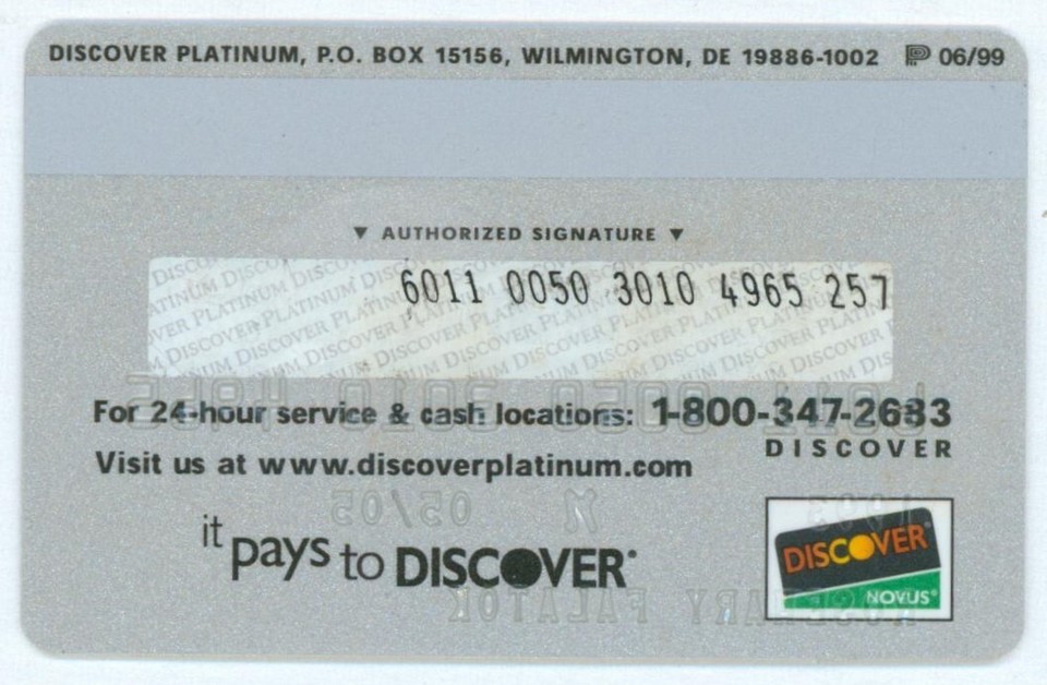 c2005 Discover Platinum Expired Credit Card Bank Payment Retail Charge ...