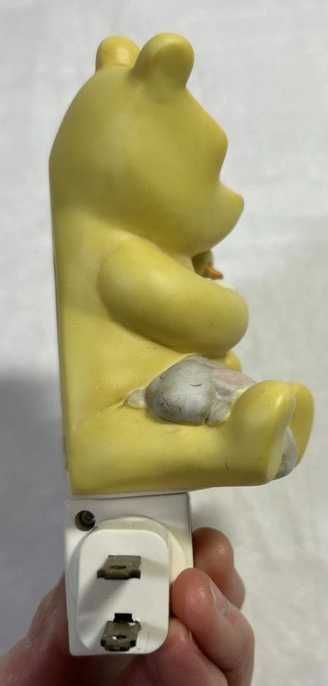Michel & Co. Disney Classic Winnie the Pooh & Friends Plug In Night ...