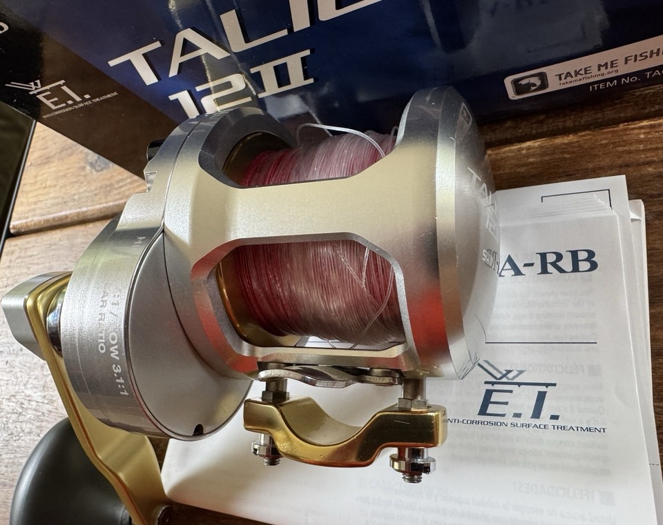 Shimano Talica 12 ll , Two Speed Fishing Reel W/Box, Paperwork, Power ...