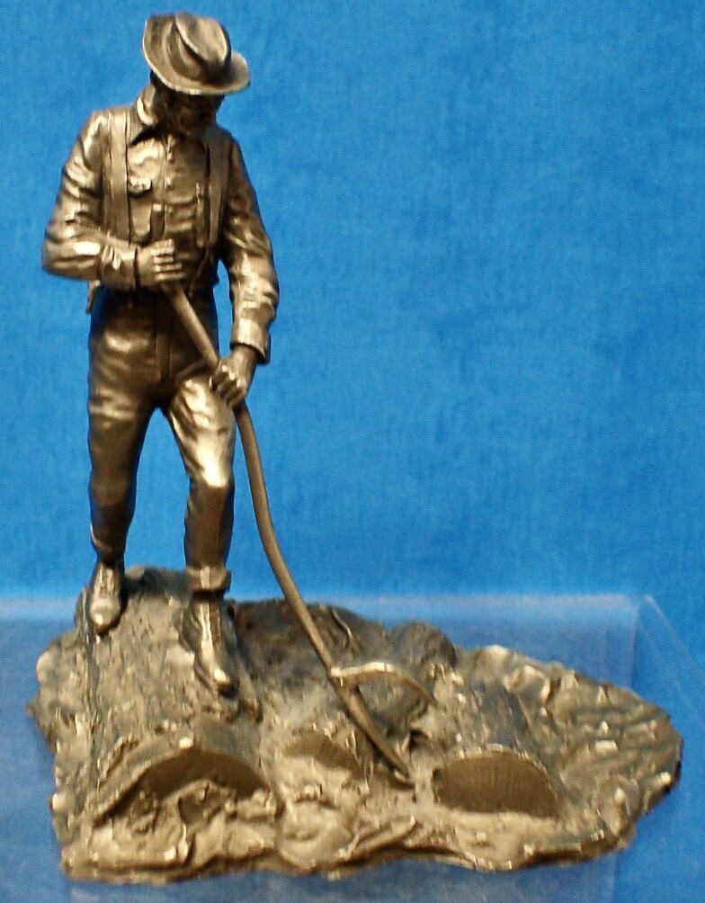 Ron Hinote THE LOGGER Detailed Fine Pewter Sculpture 1970s Franklin ...