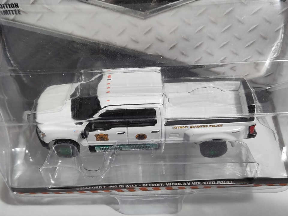 Greenlight Dually Drivers 2017 Ford F-350 Dually Detriot,MI Mounted ...