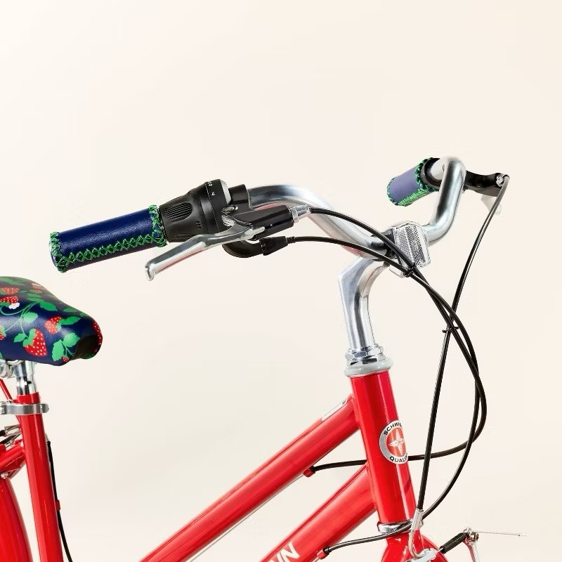700c/28" Strawberry Print Schwinn Adult Bike Navy/Red kate spade New ...