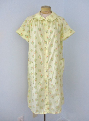 Vtg 60s 70s JCPenney Yellow Mod Flower Power Snap Robe Housecoat ...