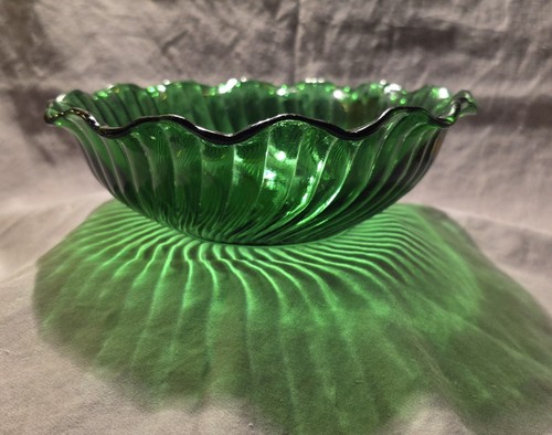 Emerald Dark Green Depression Glass Swirled Scalloped Rim 7.5" Bowl | eBay