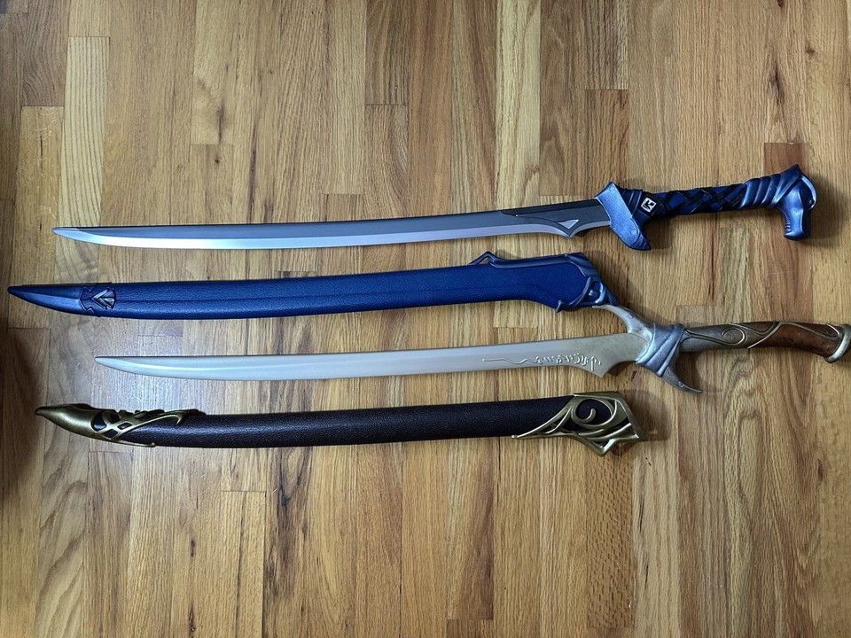 Modern Icons Icingdeath & Twinkle 1:1 Replica Swords of Drizzt Do'Urden ...