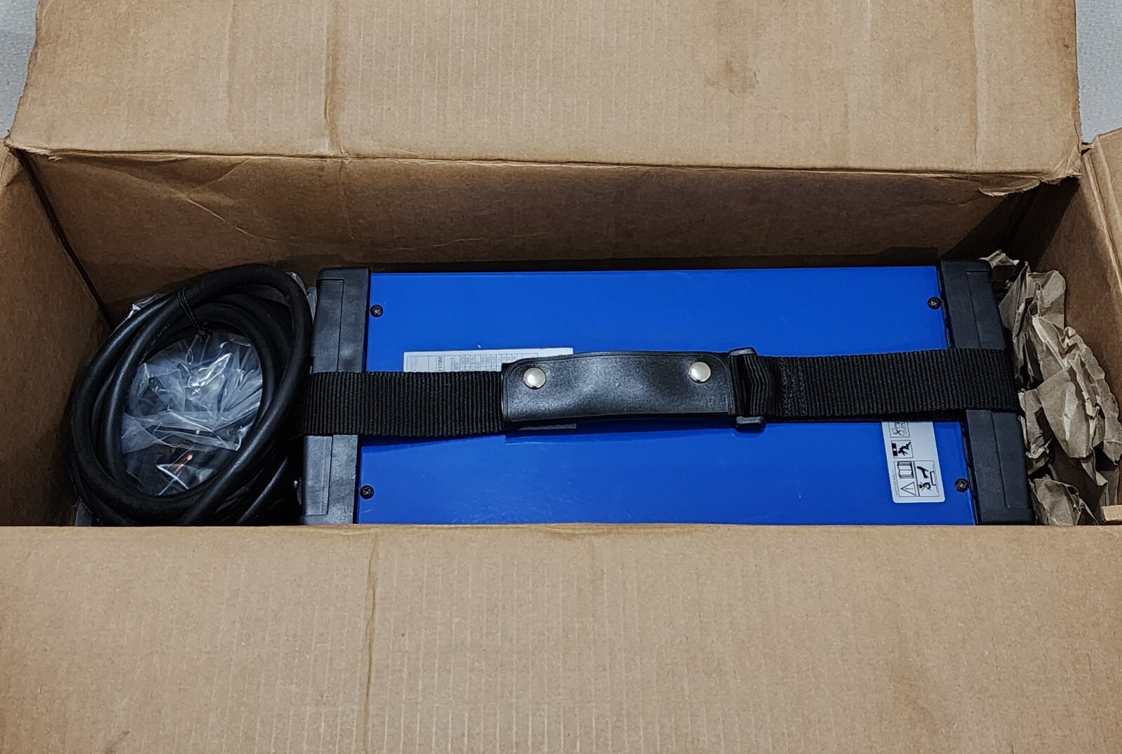 UNITOR UWI-203 TP WELDER / WELDING INVERTER MACHINE 200A 380-440V 50 ...