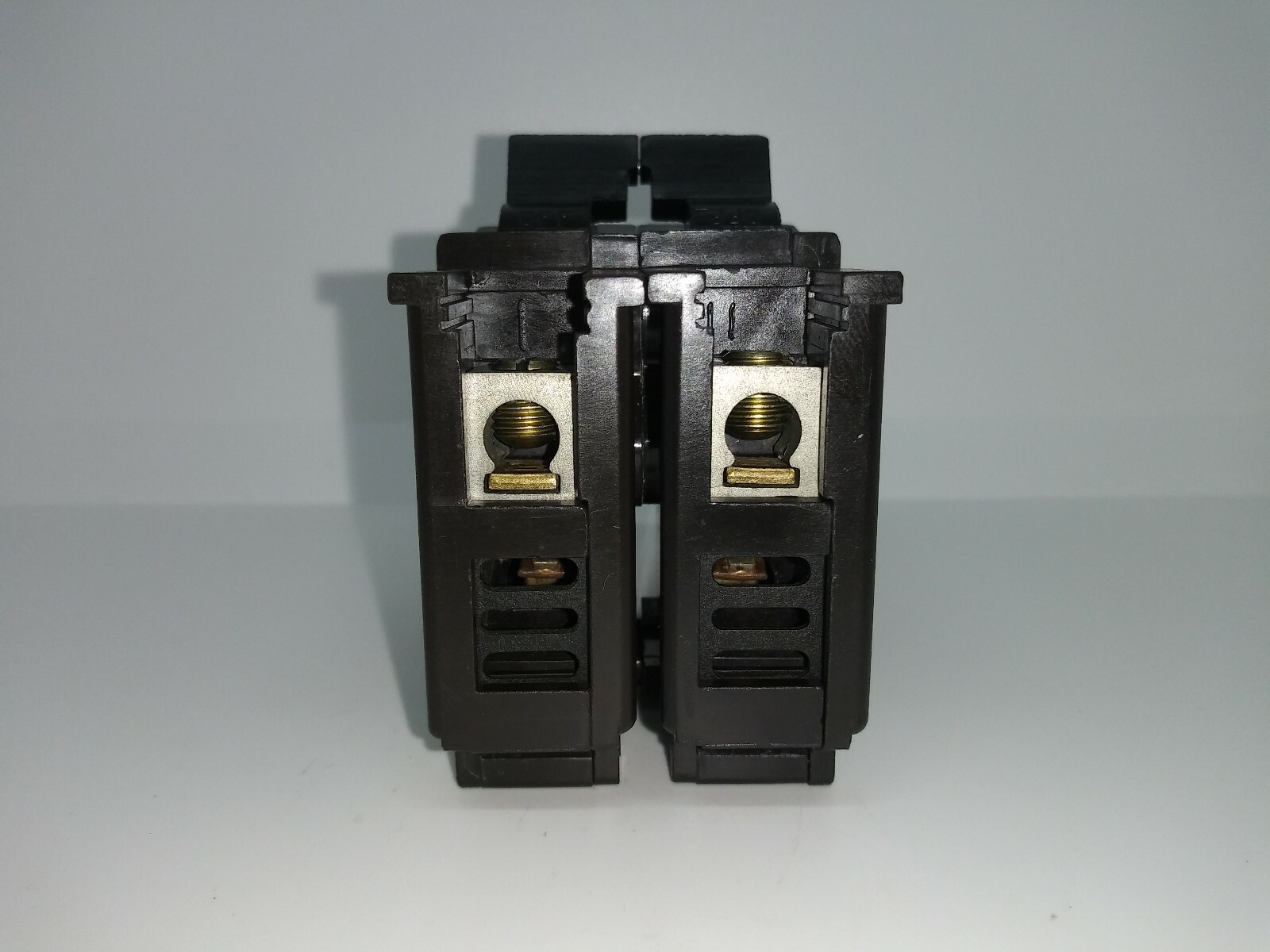 FPE AMERICAN NA220 FEDERAL PIONEER 2 POLE 20 AMP CIRCUIT BREAKER THICK ...