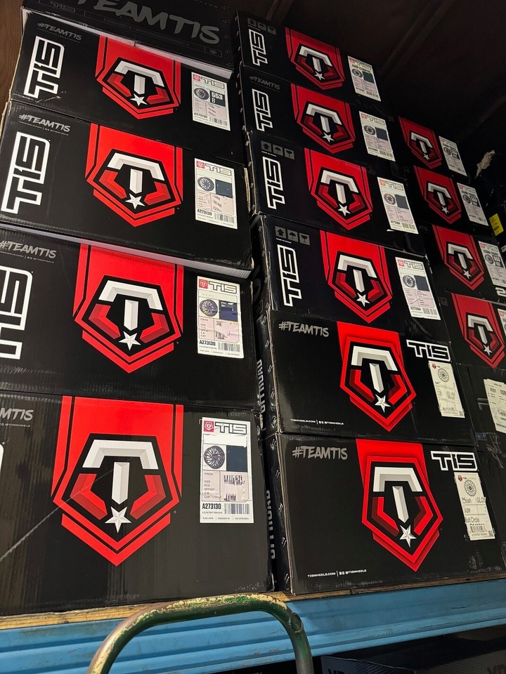 TIS 547B GLOSS BLACK WHEELS MT MUD TIRES 35 12.50 22 F-250 F-350 LIFTED ...