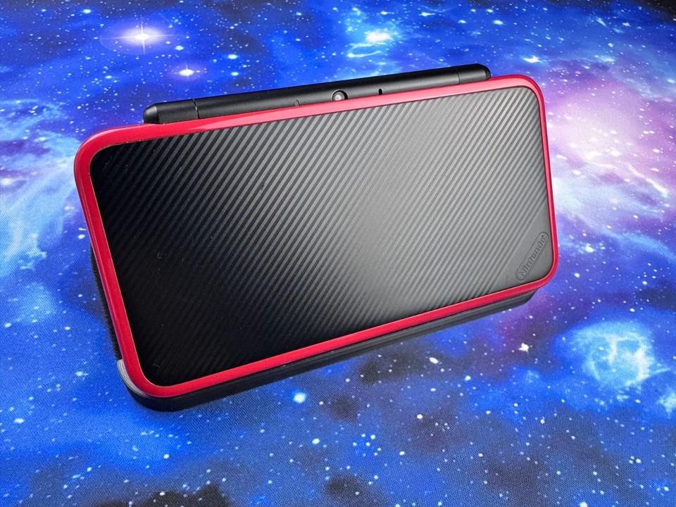 USB-C INBUILT CAPTURE CARD Red New Nintendo 2DS XL Console 128gb REGION ...