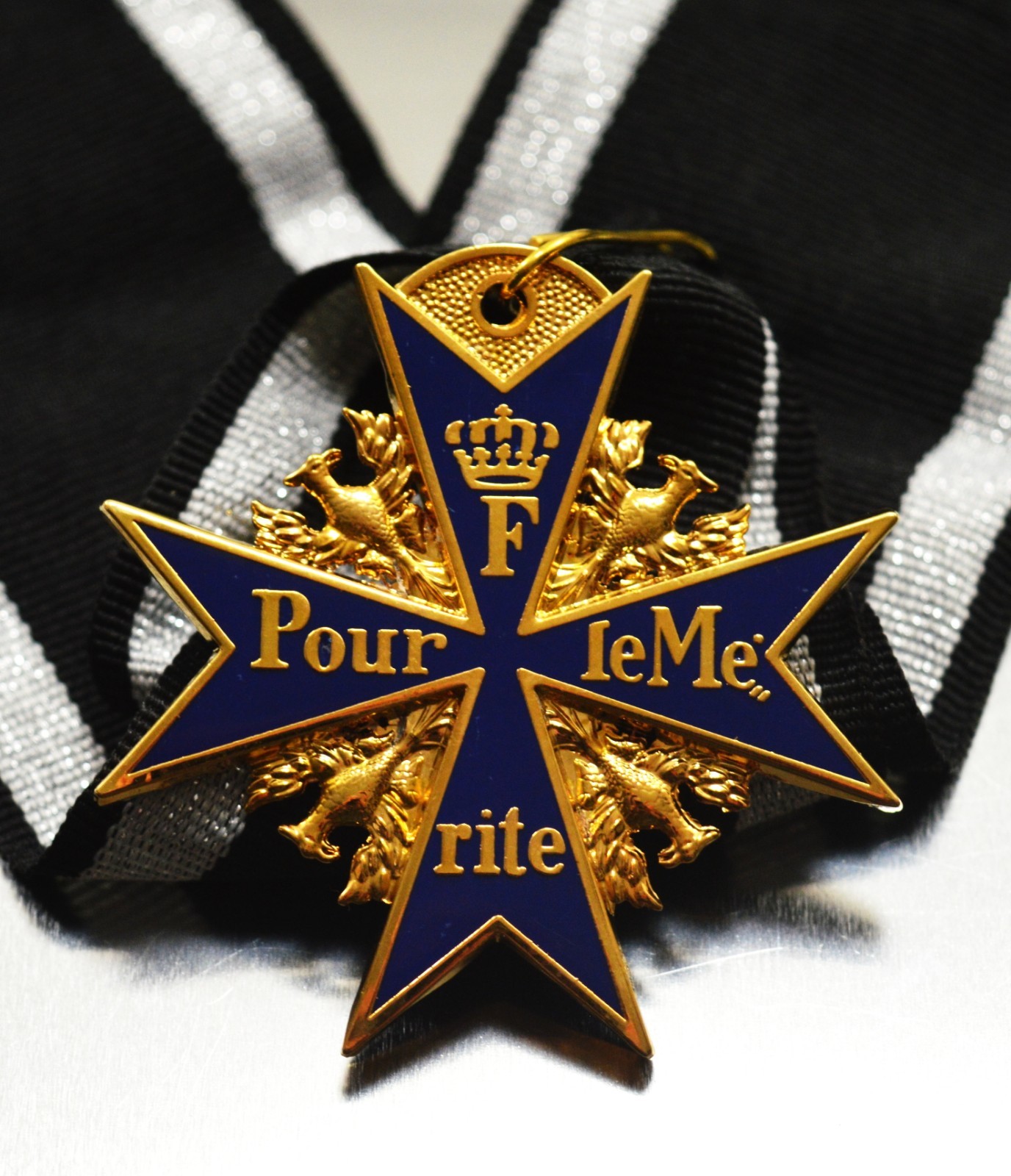 Full Size 24ct Gold Plate Pour Le Merite Medal & Ribbon Germany/Prussia ...