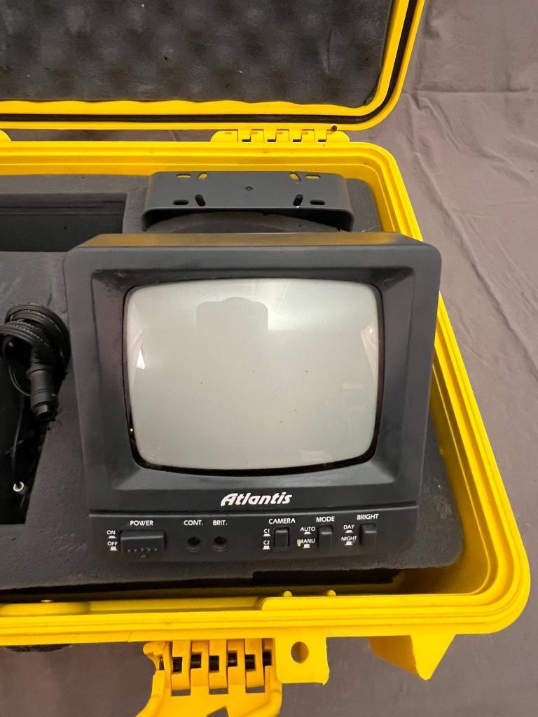 Atlantis Underwater Camera Vintage Atlantis Underwater Flash Camera