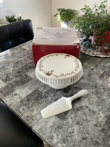 Mikasa 10” Cake Plate W/ Server Holiday Lace RL 050 W/Box Excellent ...