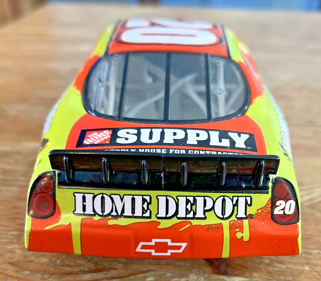 Tony Stewart Diecast Car #20 NASCAR 1:24 Action 2004 Shrek 2 Chevrolet ...