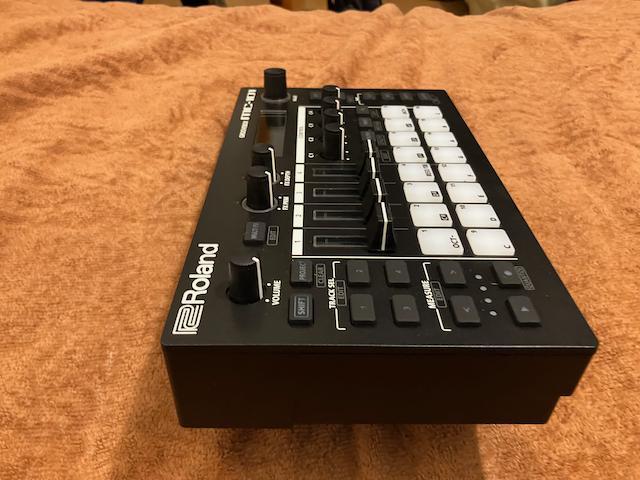 Roland MC101 4 Tracks Groovebox Sequencer Good Tested Condition | eBay