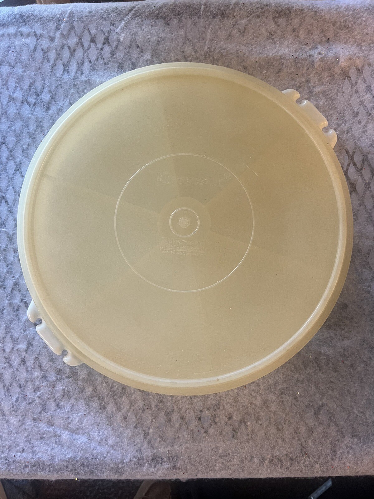 Tupperware large round sectioned divided container dish - 405-3 lid 224 ...