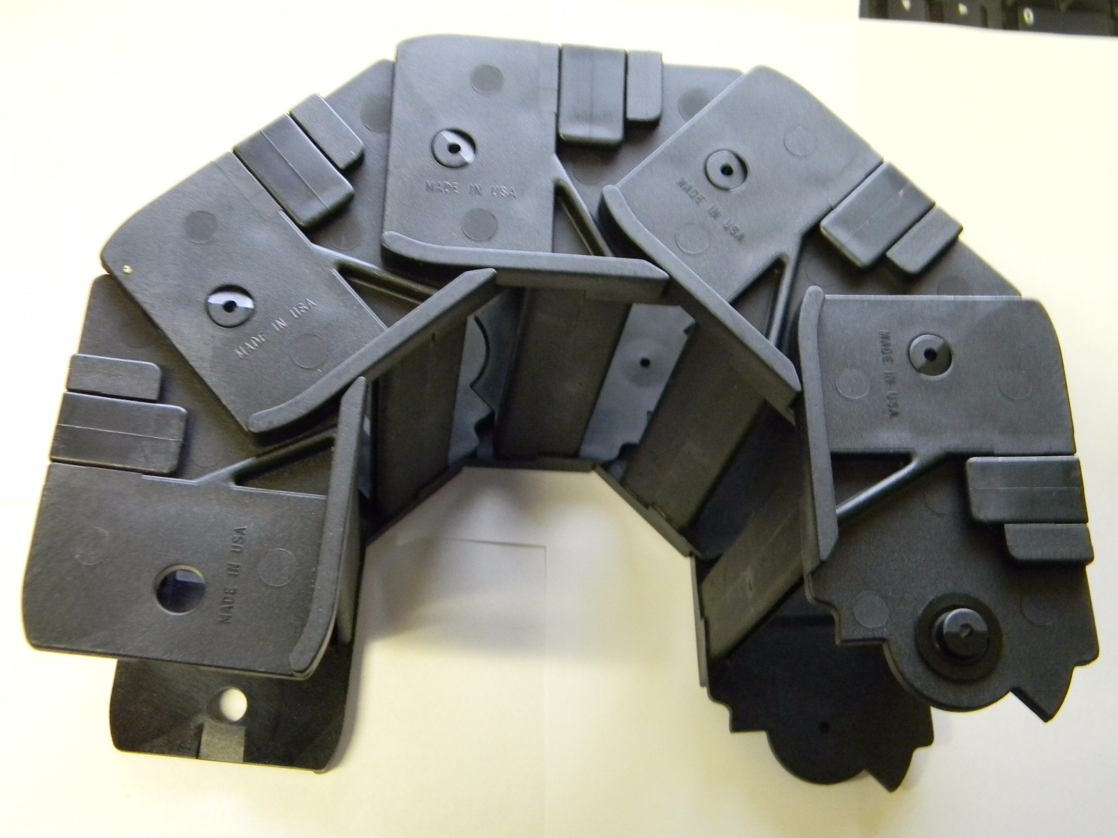 Hubbell Workplace 1' Long Nylon Flip Top Cable and Hose Carrier EP25-2 ...