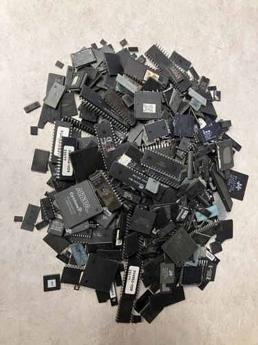 1 Lb 3oz Mixed Lot Of Vintage Ceramic IC Chips for Gold Scrap Recovery ...