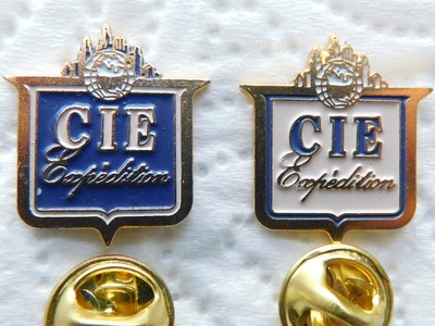 2 Pin's CIE Expédition - (#B90) | eBay