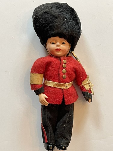 Vintage Beefeater Palace Guard Doll | eBay