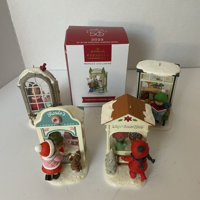 Hallmark Christmas Window Series 2020-2024 Lot Of 5 Holiday Ornaments ...