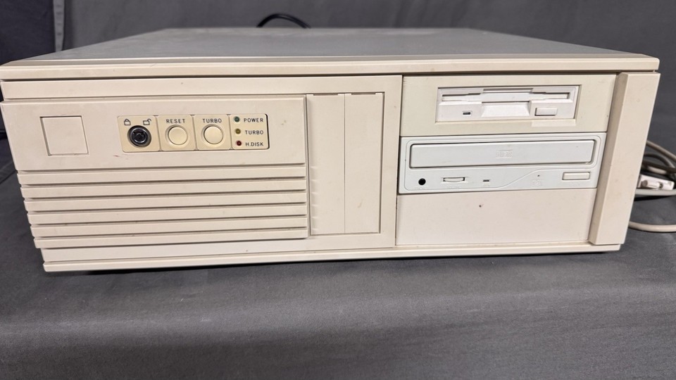 Vintage DTK Computer Peer-1630 115/230v With Cd ROM Port Mainframe Made ...