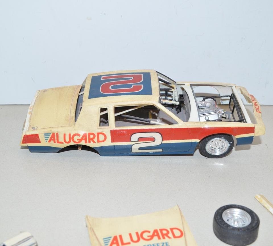Vintage 1985 PONTIAC GRAND PRIX Rusty Wallace Junkyard Model Parts Lot ...