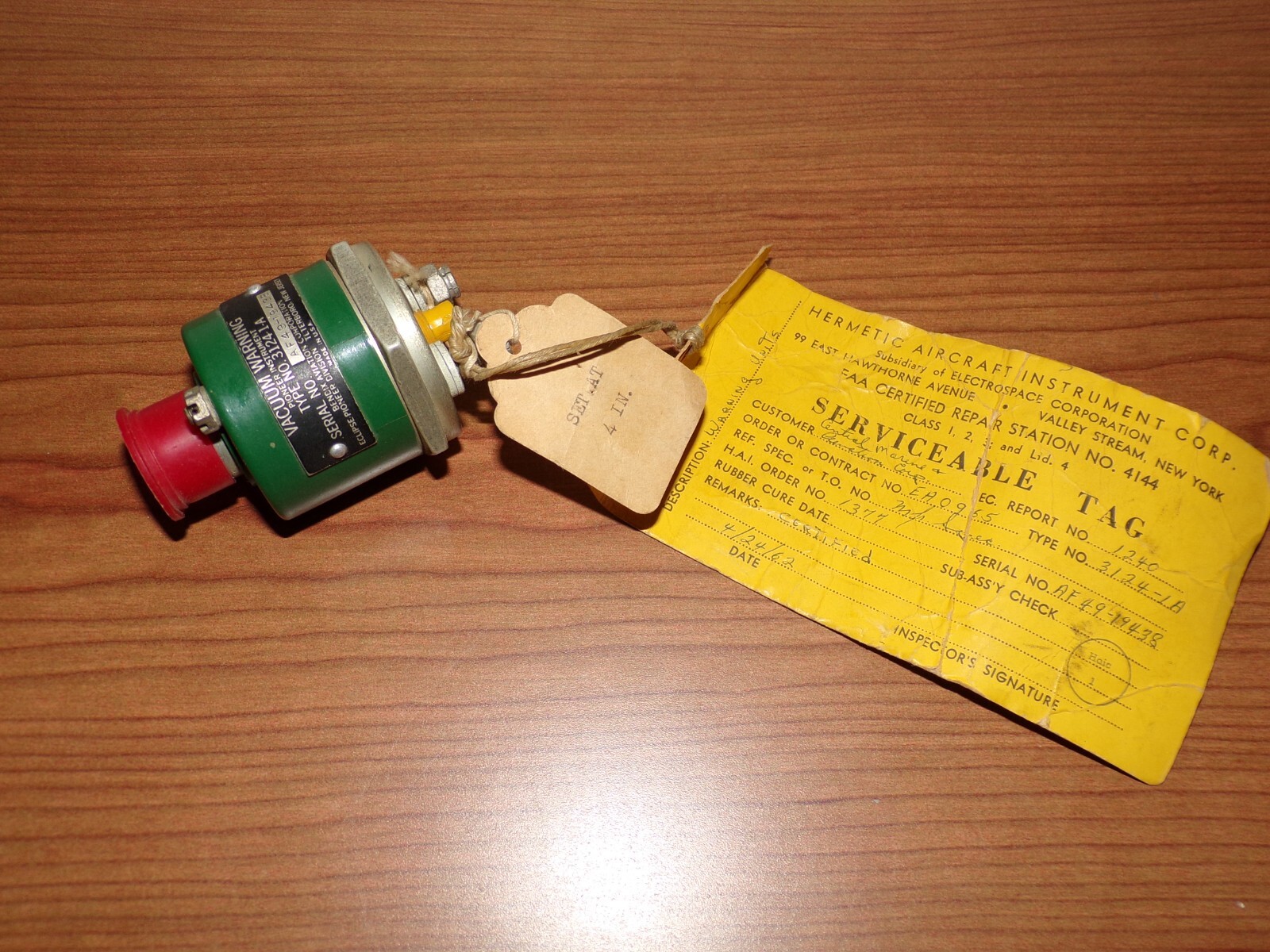 Eclipse Pioneer Bendix Aviation Vacuum Warning Switch 3124-1A | eBay