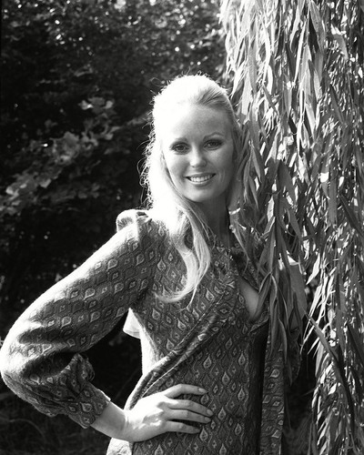 Veronica Carlson Hammer Horror 10" x 8" Photograph no 14 | eBay