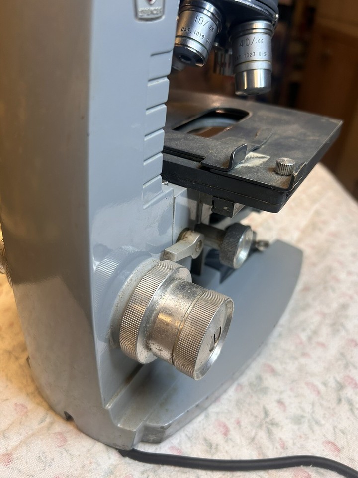 American Optical Microscope Spencer 1036A - Look, Read | eBay