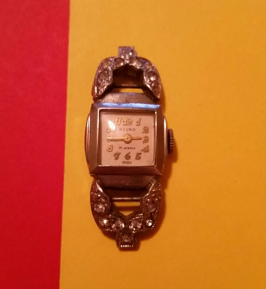 RARE VINTAGE WOMAN 1940's "ACCRO" WRIST WATCH * 17 JEWELS ^ SWISS MADE ...