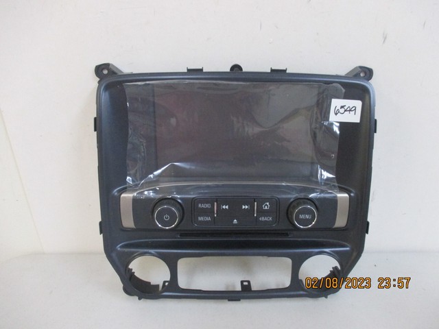 2016 GMC Sierra Chevrolet Silverado Radio Control Panel w/ Screen OEM ...