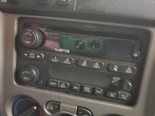 Audio Equipment Radio AM-FM-stereo-MP3-single CD Fits 05-12 CANYON ...