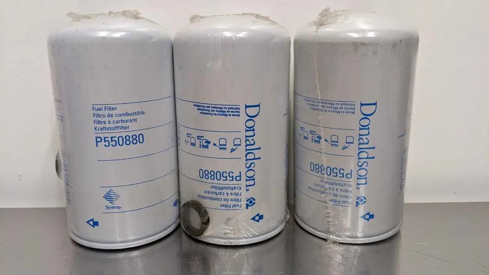 3 Pack Donaldson P550880 Fuel Filter Spin On Factory Sealed | eBay