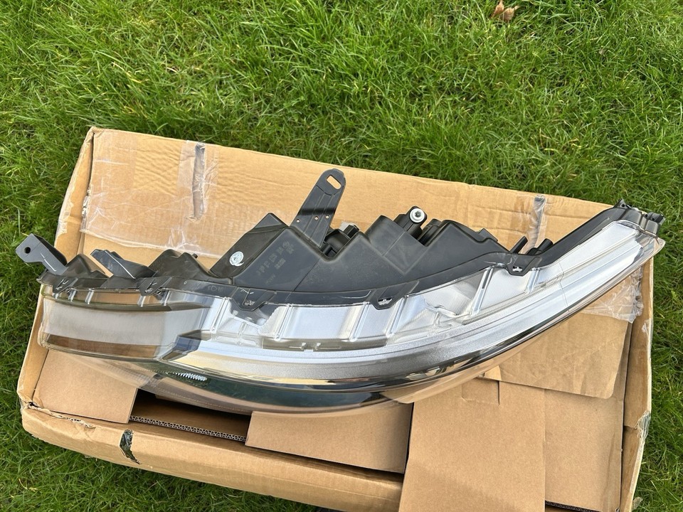 NISSAN QASHQAI-2017 FRONT Left Passenger SIDE HEADLIGHT LED DRL 100 ...