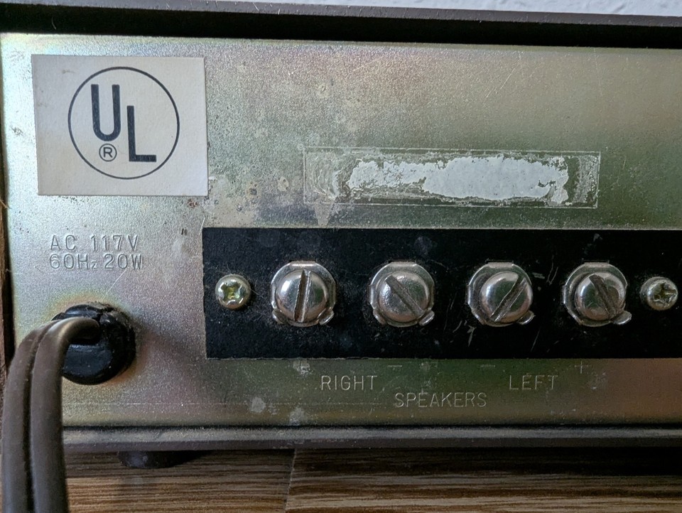 Realistic SA-100B Solid State Stereo Amplifier Powers On Untested ...
