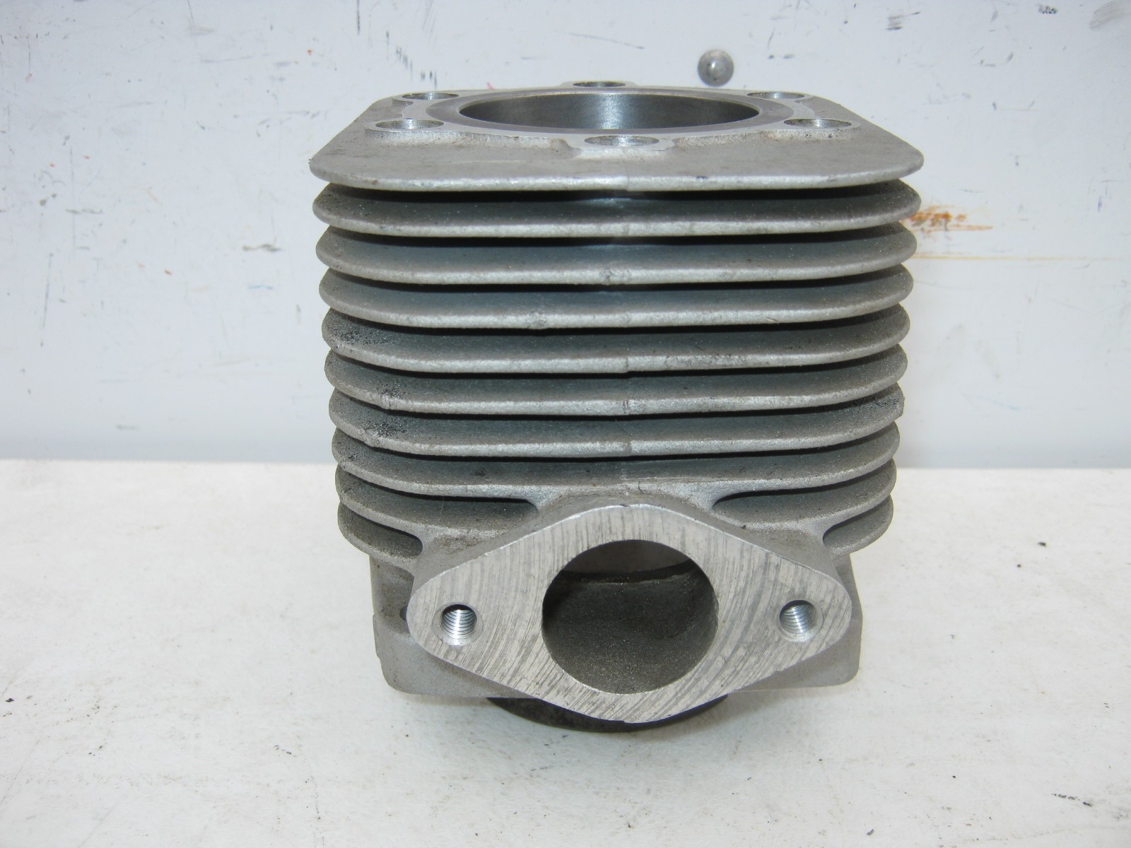 Suzuki XR440 NOS CYLINDER JUG 1969 1970 1971 1972 1973 SM40 OEM Vintage ...