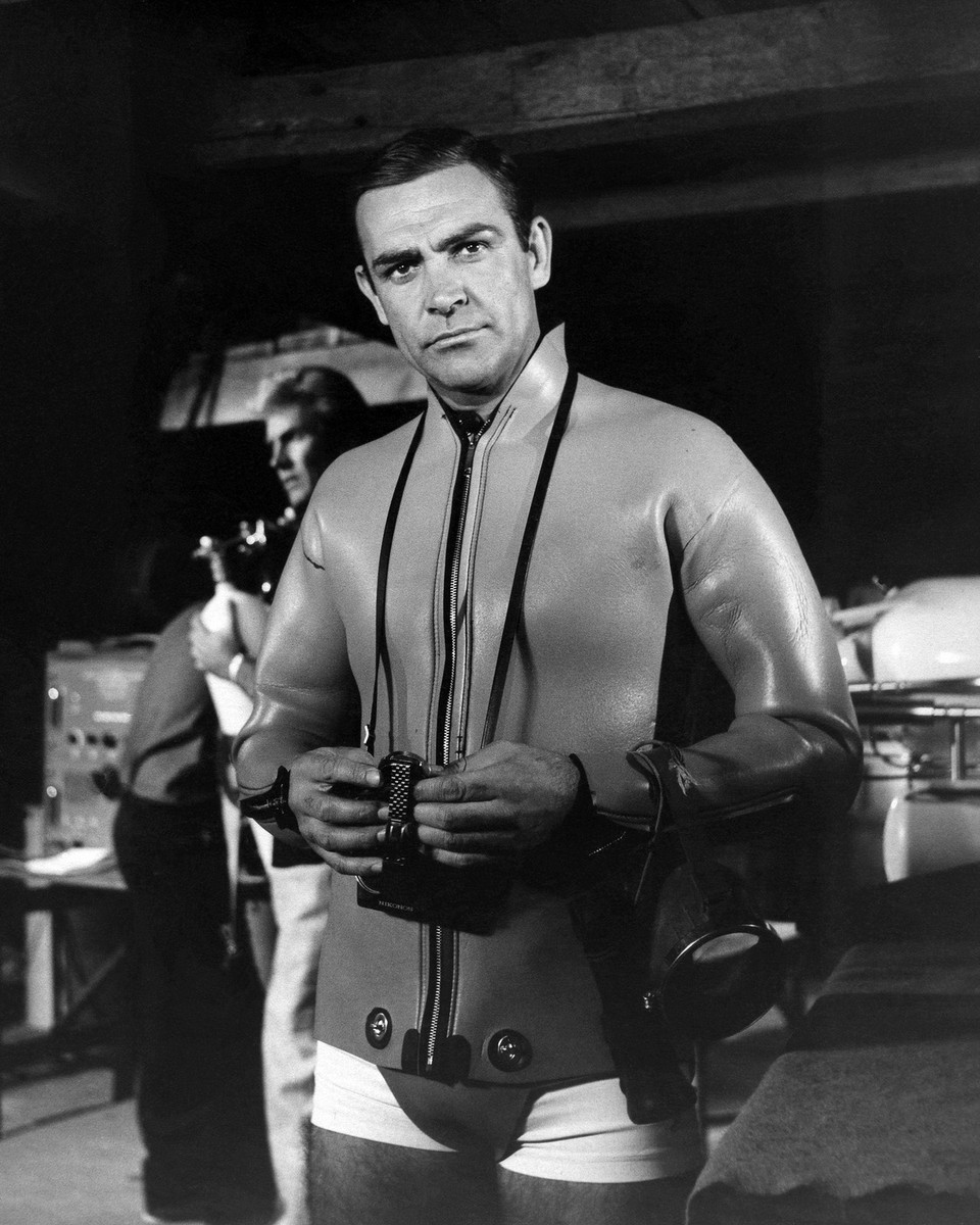 Sean Connery Thunderball Suit