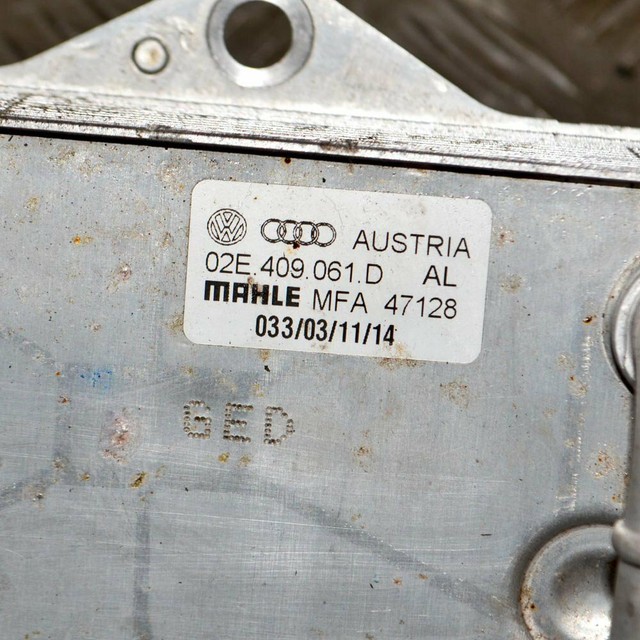 02E409061D Oil Cooler Engine Volkswagen Polo GTI 2017 5249907 for sale ...