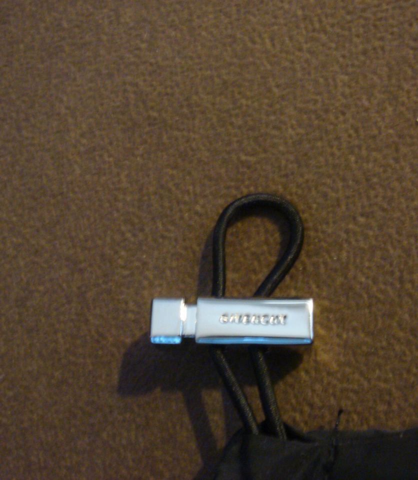 GIVENCHY Soft Padded Sunglasses Case Cinch Closure~Black~NEW! | eBay