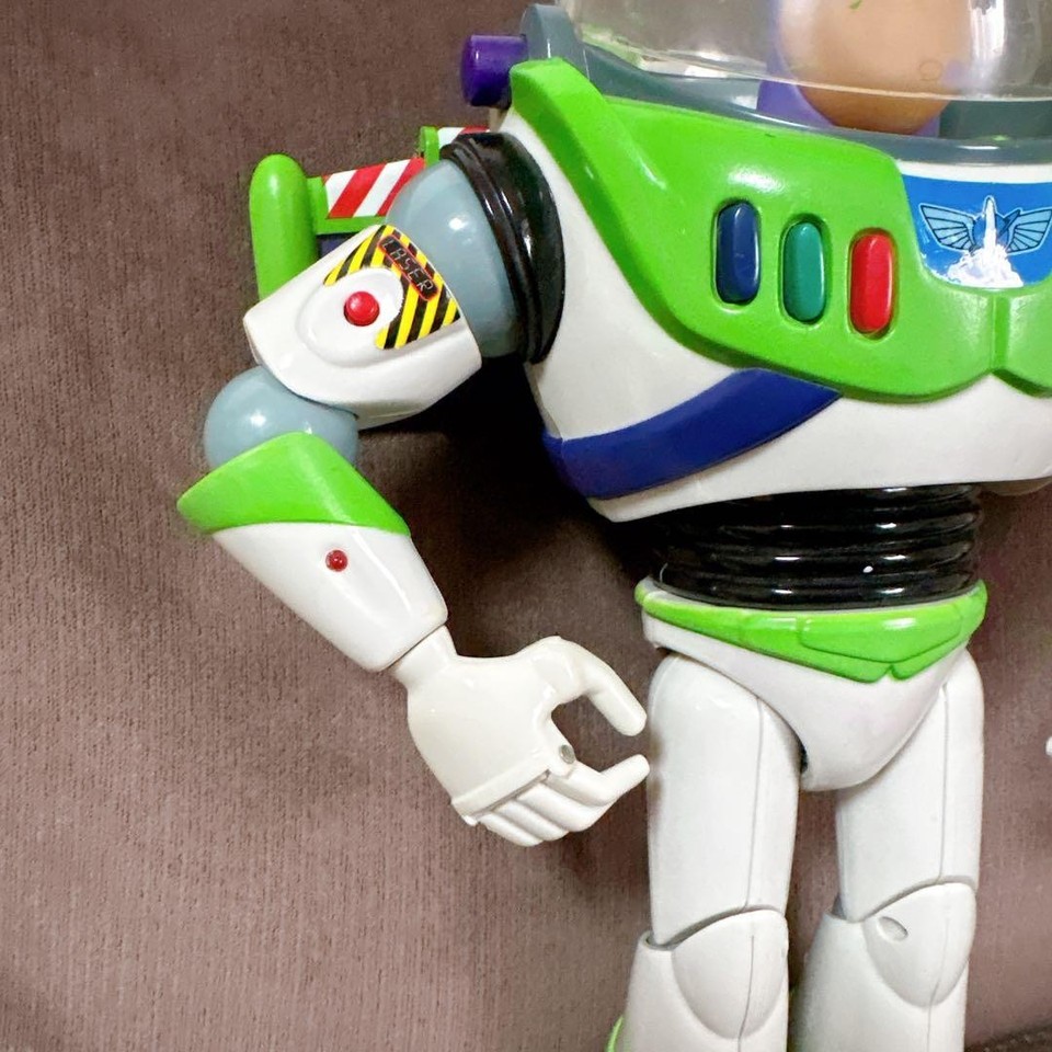 Toy Story Buzz Lightyear Talking Figure 1st Gen, 100% working ...
